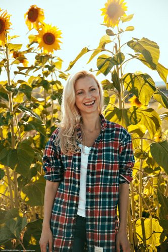 Through the Lens: Kristy Rao, Health Coach – Christopher String